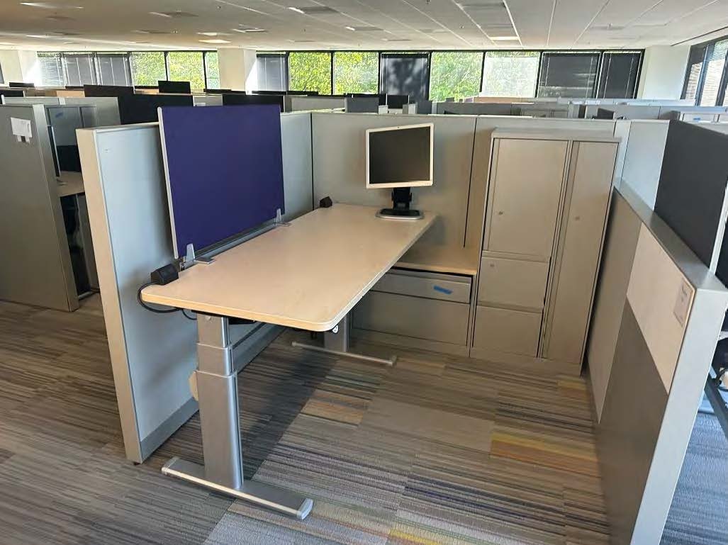 Steelcase Answer Workstations w/ Personal Storage Tower (6' x 6 ...