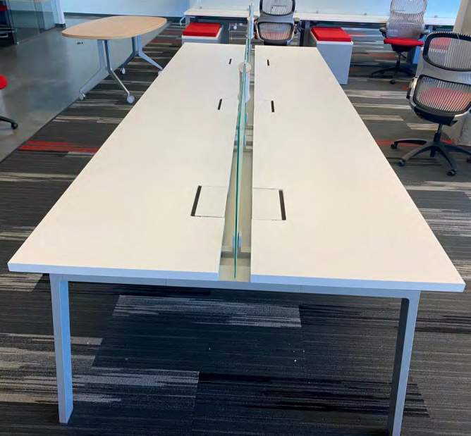 Knoll Antenna Benching Stations w/ Power & Glass Privacy Screens ...